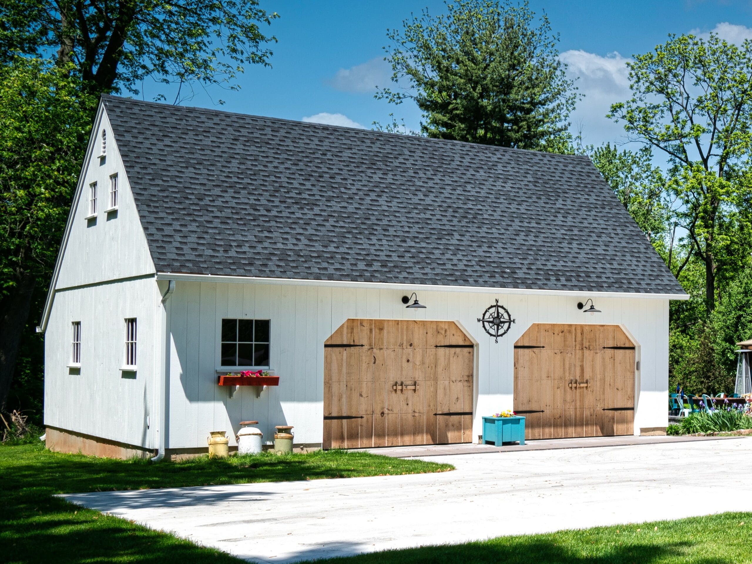 Saltbox Carriage Houses | Post & Beam Barns