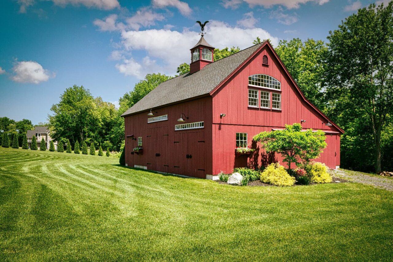 The Lincoln Barn | Post & Beam Barns